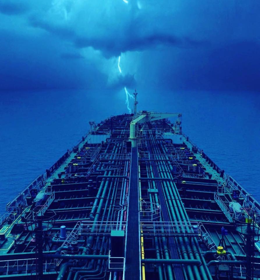 Chasing the Thunder | Life At Sea | POPA.COM.BR